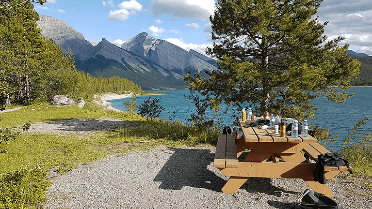 Spray Lakes Camping - Kananaskis - freehandslife.com